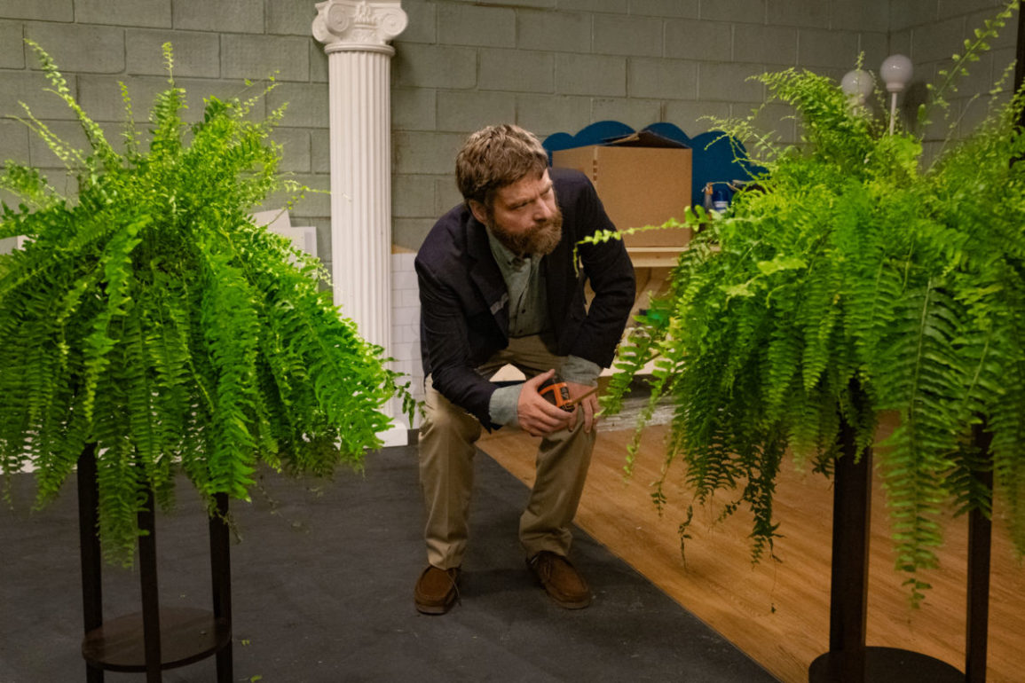 Between Two Ferns: The Movie REVIEW - More Generic Than Parody ...